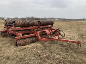 SOLD - Case IH 415 Lot No. 5519 Tillage with 28 ft | Tractor Zoom