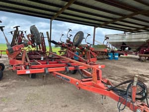 SOLD - Case IH 4300 Lot No. 8 Tillage with 23.5 ft | Tractor Zoom