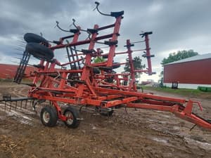 SOLD - Case IH 4300 Stock No. 496443 Tillage with 28 ft | Tractor Zoom