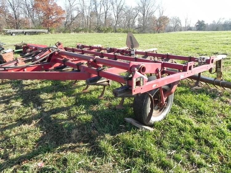 SOLD - Case IH 4500 Tillage Field Cultivators | Tractor Zoom