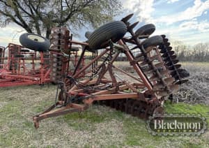 SOLD - Case IH 490 Lot No. 410 Tillage with 28 ft | Tractor Zoom