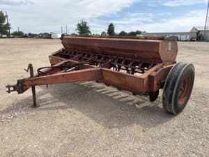 SOLD - Case IH 5100 Lot No. 57129 Planting with --- In | Tractor Zoom