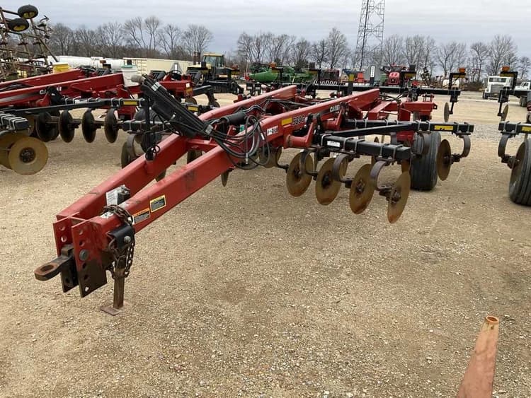 SOLD - Case IH Ecolo-Tiger 530C Tillage Disk Rippers | Tractor Zoom