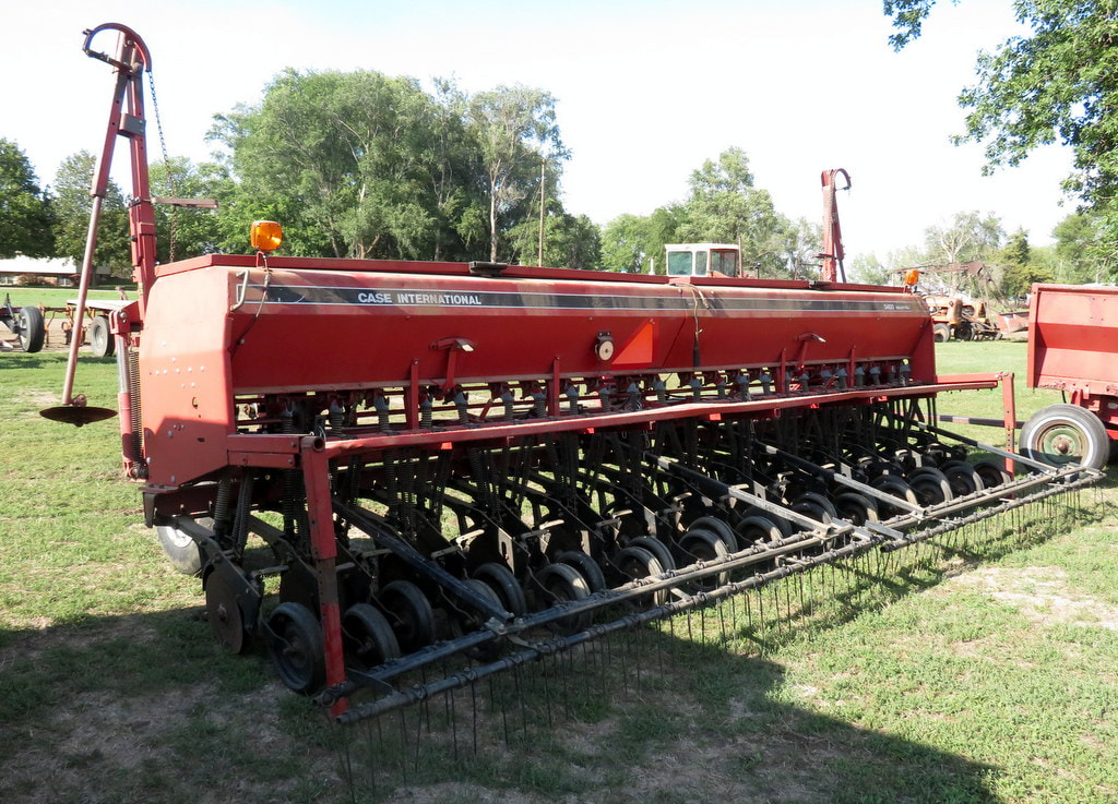 SOLD - Case IH 5400 Planting with 20 ft | Tractor Zoom