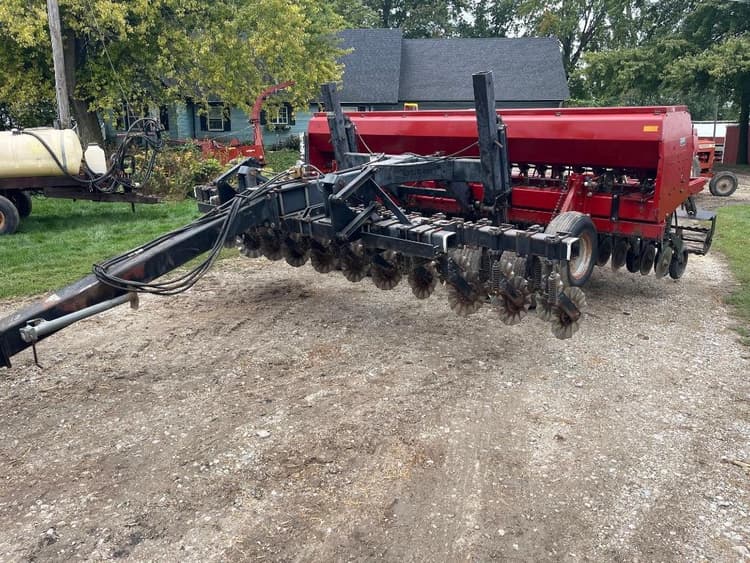 SOLD - Case IH 5400 Planting Grain Drills | Tractor Zoom