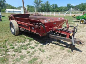 SOLD - CASE IH 550 MANURE SPREADER w/SLOP GATE Lot No. 9842 Manure ...