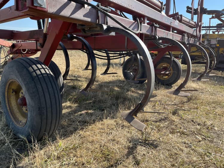 Case IH 5600 Tillage Chisel Plows for Sale | Tractor Zoom