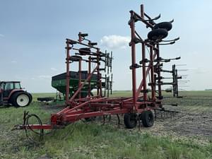 SOLD - Case IH 5800 Lot No. 4 Tillage with 40 ft | Tractor Zoom