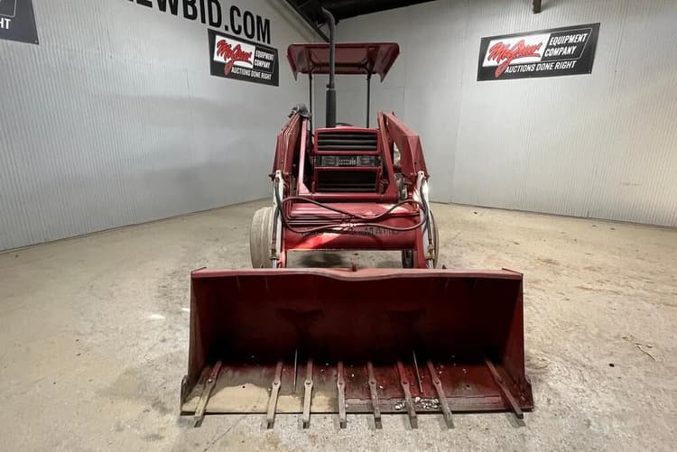 Case IH 585 Tractors 40 to 99 HP for Sale | Tractor Zoom