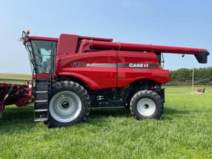 2011 Case IH 6130 Combines For Sale with 1,323 Hrs | Tractor Zoom