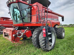 Case IH 7088 Combines For Sale with --- Hrs | Tractor Zoom