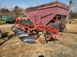 SOLD - Case IH 720 Tillage with 4 Bottoms | Tractor Zoom