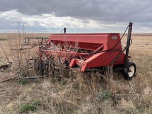 SOLD - Case IH 7200 Lot No. 43 Planting with 7 ft | Tractor Zoom