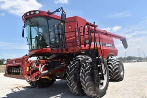 SOLD - 2012 Case IH 7230 Lot No. 2514 Combines with --- Hrs | Tractor Zoom
