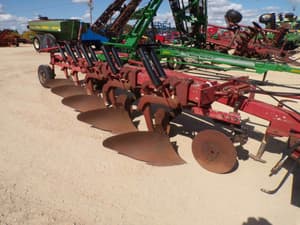 Case IH 7500 Lot No. 31745 Tillage For Sale with 5 Bottoms | Tractor Zoom