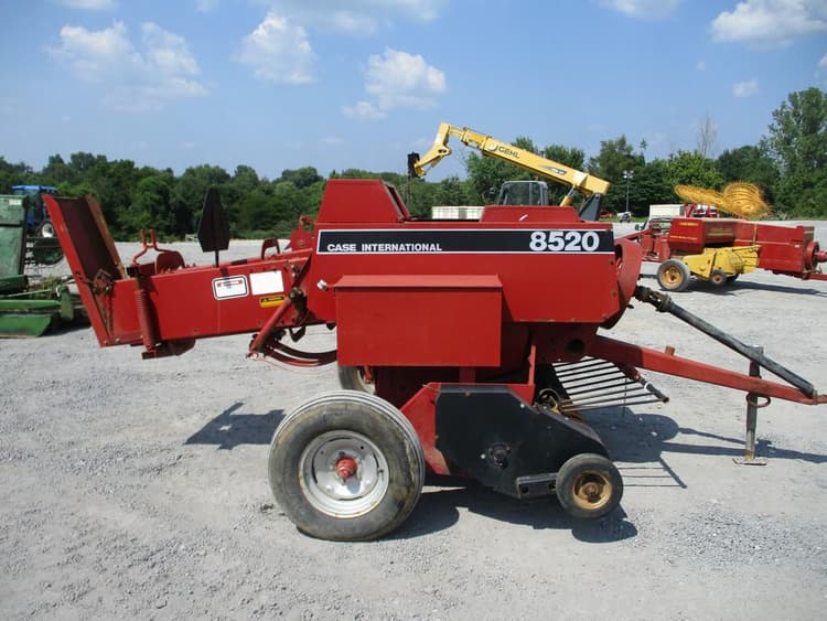 Case IH 8520 Hay and Forage Balers - Square for Sale | Tractor Zoom