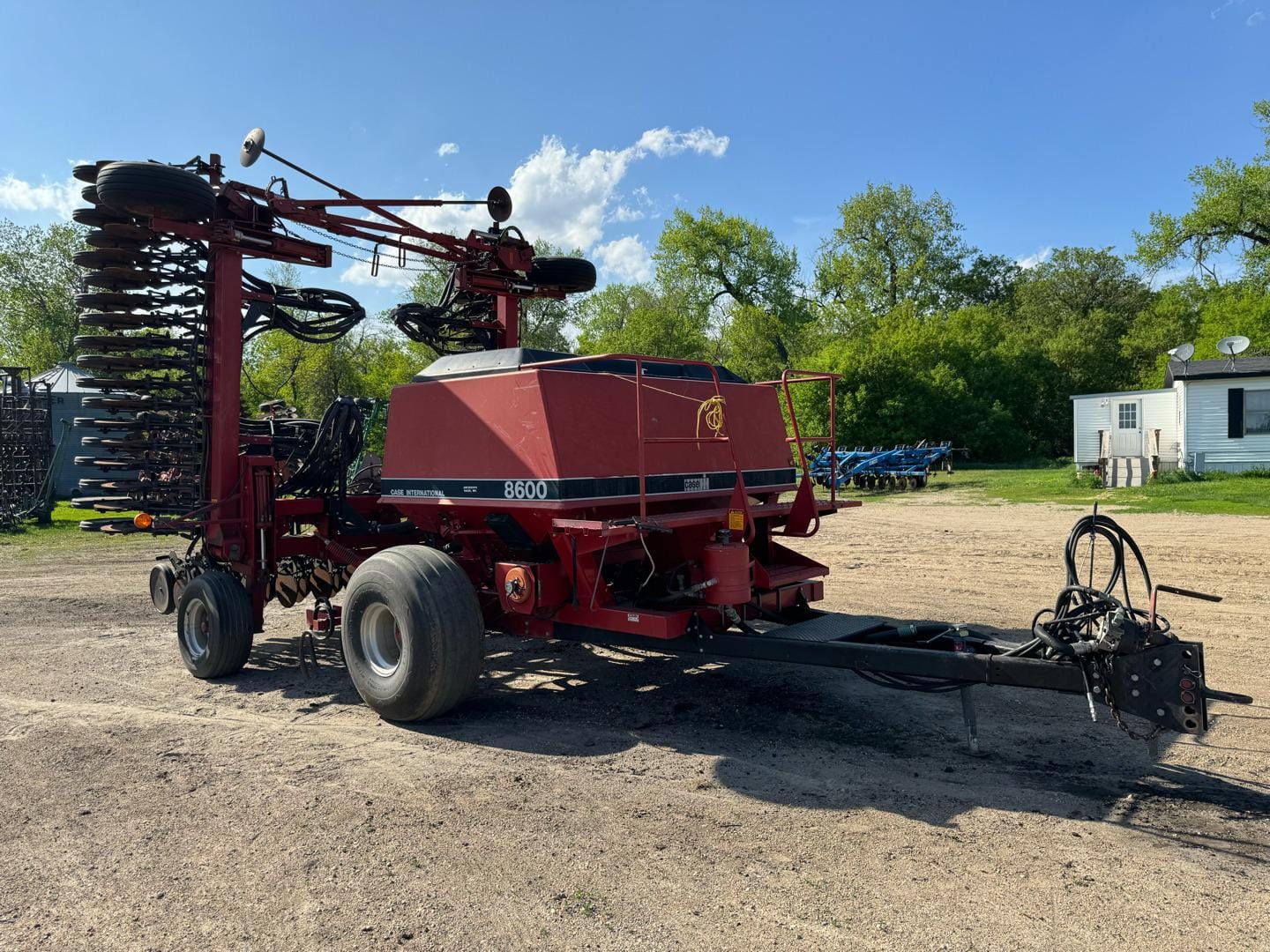 SOLD - Case IH 8600 Lot No. 18 Planting with 30 ft | Tractor Zoom