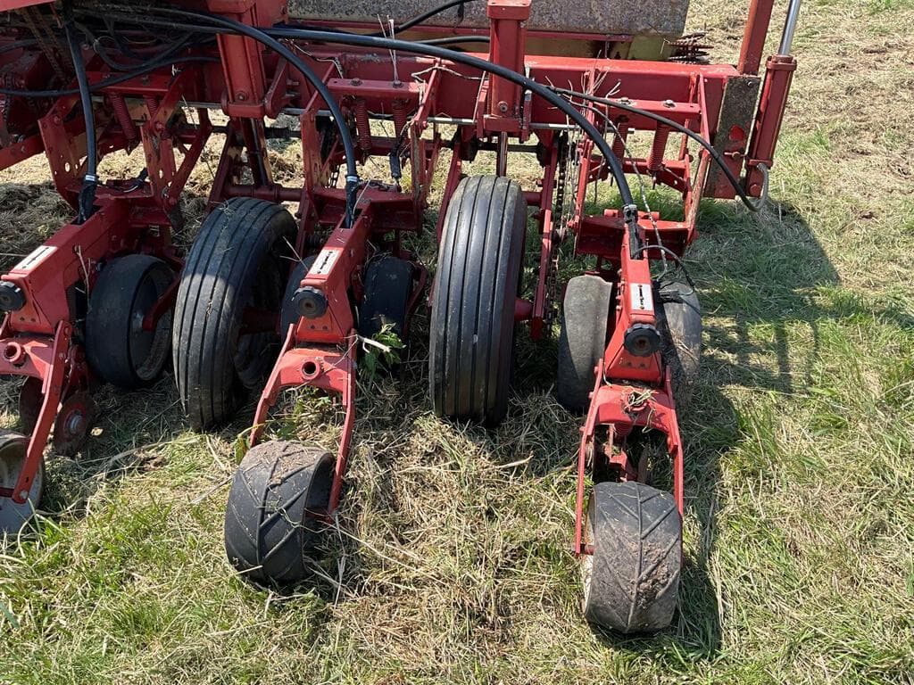 Case IH 900 Cyclo Air Planting Planters for Sale | Tractor Zoom