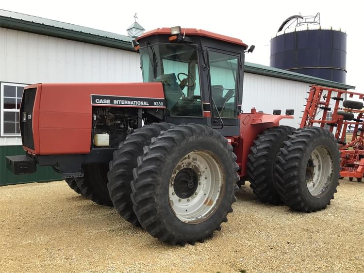 SOLD - Case IH 9230 Tractors 175 to 299 HP | Tractor Zoom