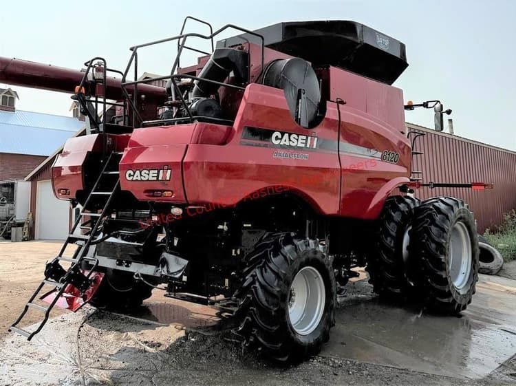 Case IH 8120 Combines Class 8 for Sale | Tractor Zoom