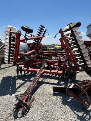 SOLD - Case IH 3900 Lot No. 63218 Tillage with 24 ft | Tractor Zoom