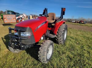 SOLD - Case IH DX33 Lot No. 125 Tractors with 225 Hrs | Tractor Zoom