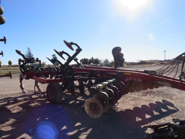 Case IH Ecolo-Tiger 730C Lot No. 949 Tillage For Sale with 7 Shanks | Tractor Zoom