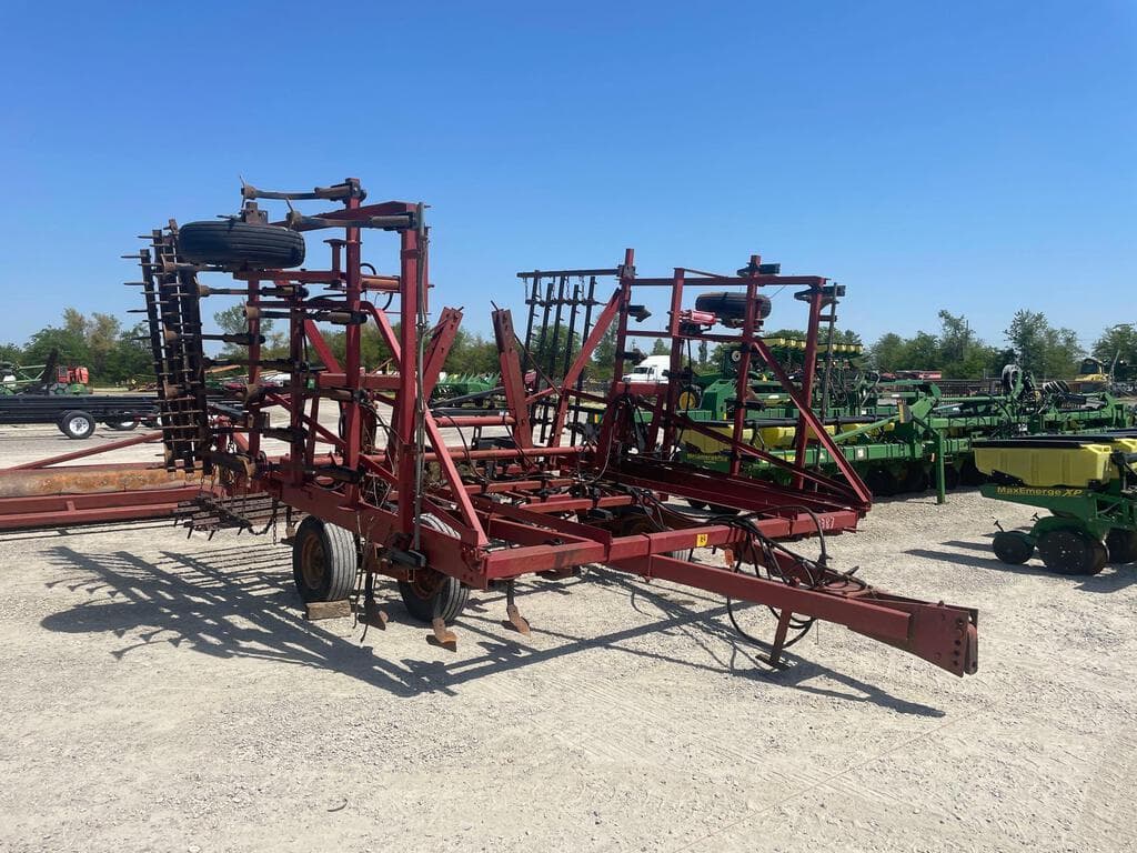 Case IH Undetermined Tillage Field Cultivators for Sale | Tractor Zoom