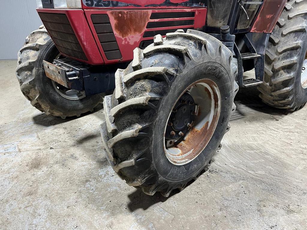 Case IH 5250 Tractors 100 to 174 HP for Sale | Tractor Zoom