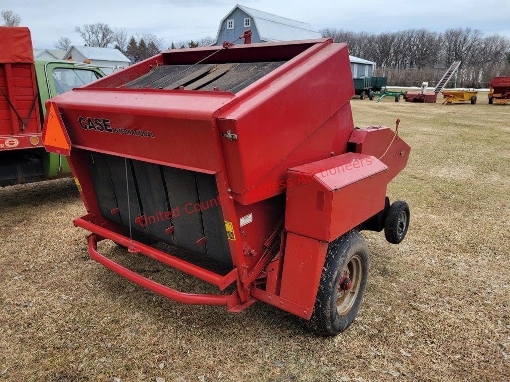 Case IH 3450 Hay and Forage Balers - Round for Sale | Tractor Zoom