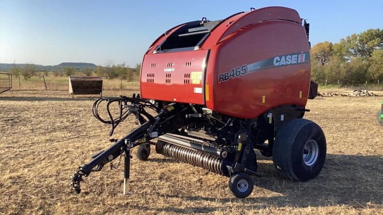 SOLD - Case IH RB465 Hay and Forage Balers - Round | Tractor Zoom