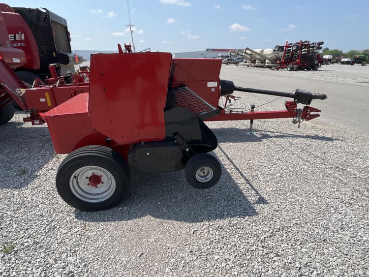 Case IH SB541 Hay and Forage Balers - Square for Sale | Tractor Zoom