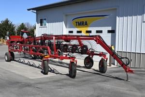 SOLD - Case IH WRX301, 14 Wheel Rake Hay and Forage | Tractor Zoom