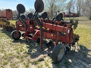 SOLD - Case IH 1830 Lot No. 7475 Tillage | Tractor Zoom