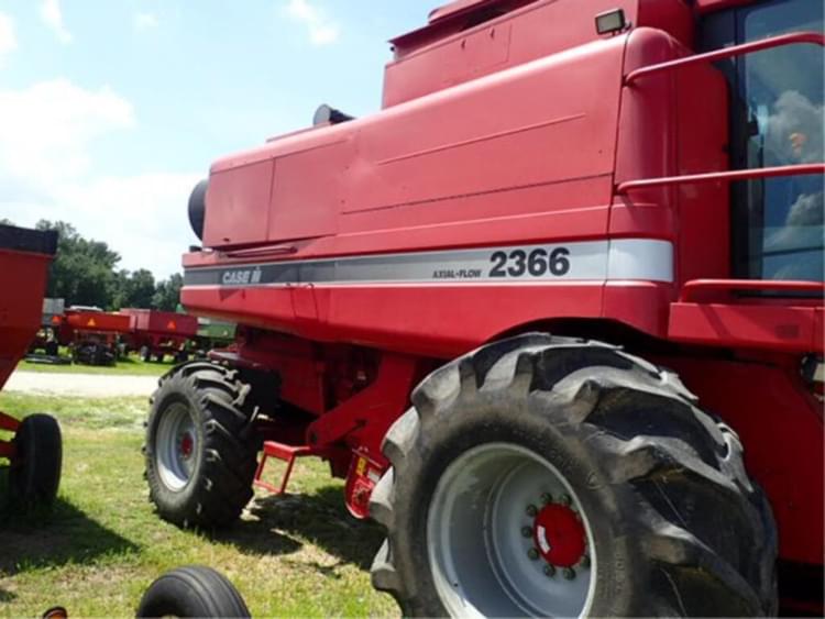 Case IH 2366 Combines Class 5 for Sale | Tractor Zoom