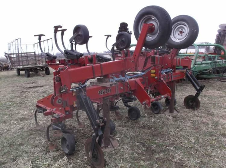 Case IH 1830 Tillage Row Crop Cultivators for Sale | Tractor Zoom