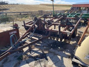 SOLD - Case Soil Controller Tillage with 7 Shanks | Tractor Zoom