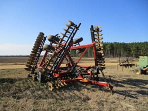 SOLD - Case IH 340 Lot No. 157929 Tillage with 32 ft | Tractor Zoom