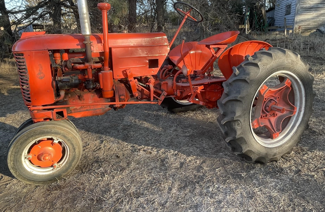 SOLD - Case VAC Tractors with 18 HP | Tractor Zoom