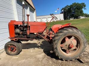 SOLD - J.I. Case VAC Lot No. 65 Tractors with 18 HP | Tractor Zoom