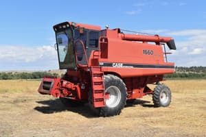 SOLD - Case IH 1660 Lot No. 48960 Combines with 3,205 Hrs | Tractor Zoom