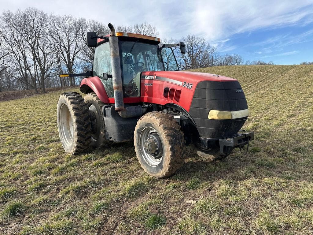 Tractor Zoom - Case IH 245