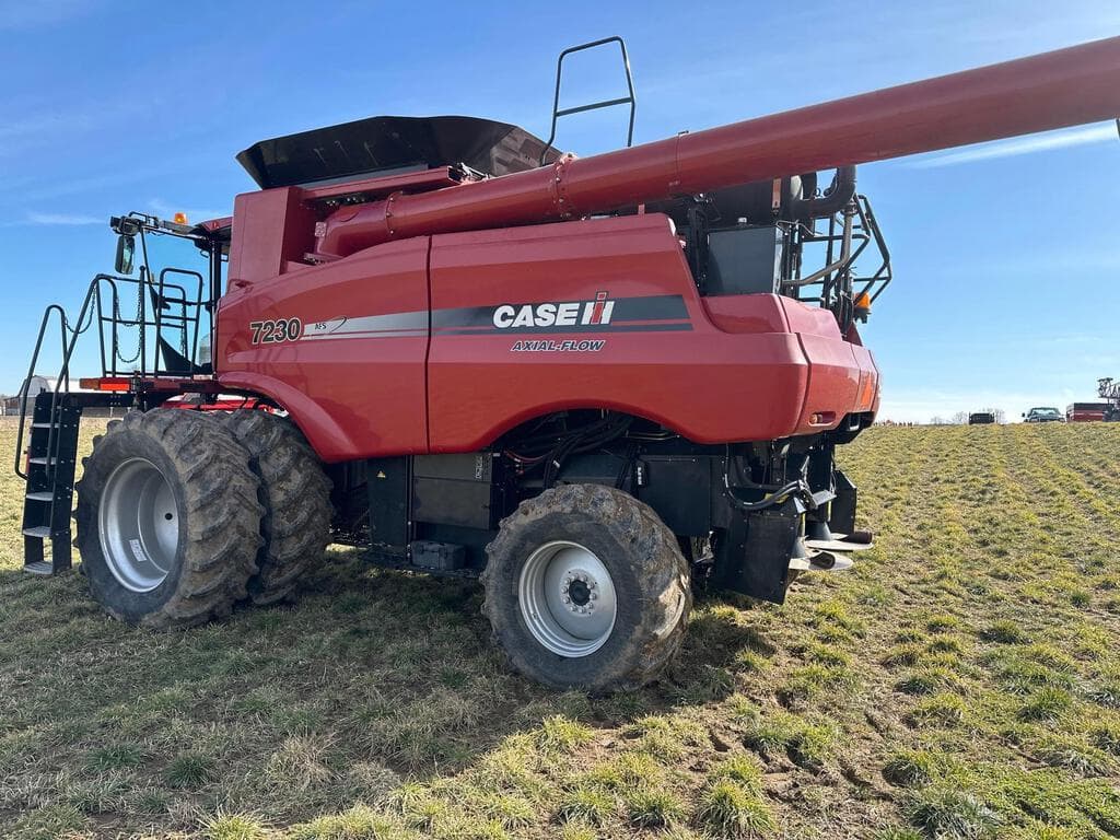 Tractor Zoom - Case IH 7230