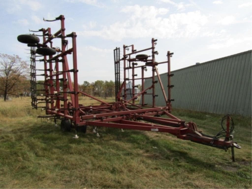 Case IH 4900 Tillage Field Cultivators for Sale | Tractor Zoom