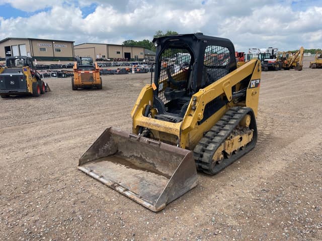 Caterpillar 239D Lot No. 1023 Construction For Sale with 2,752 Hrs ...
