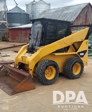 SOLD - Caterpillar 252B Lot No. 72 Construction with 1,982 Hrs ...