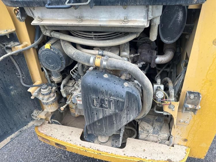 Caterpillar 257B Construction Compact Track Loaders for Sale | Tractor Zoom