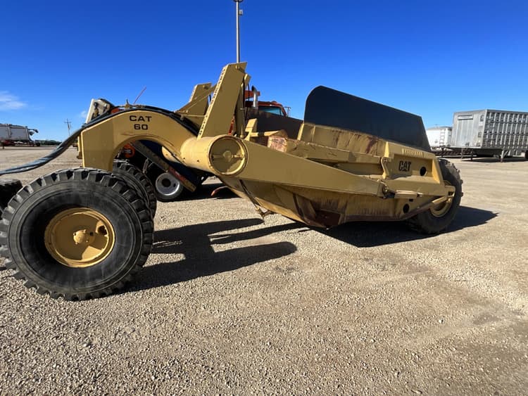 Caterpillar 60 Construction Scrapers for Sale | Tractor Zoom