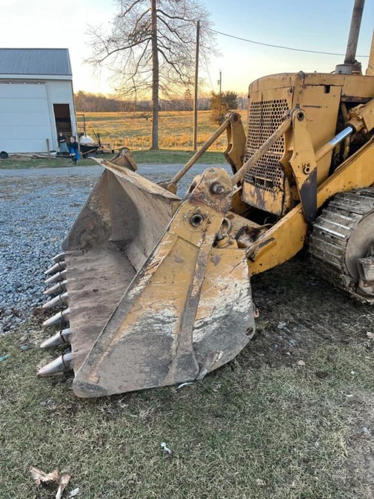 Caterpillar 941B Construction Track Loaders for Sale | Tractor Zoom