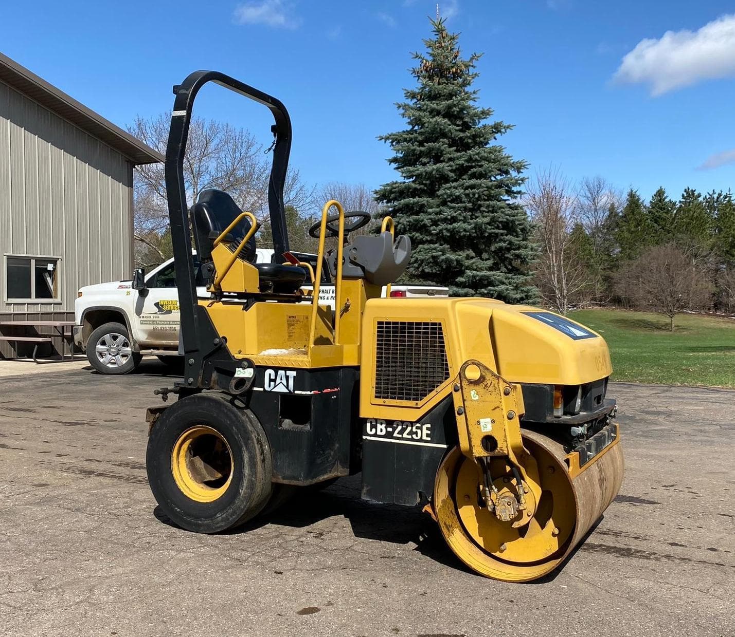 Caterpillar CB-225E Construction Drum Rollers for Sale | Tractor Zoom